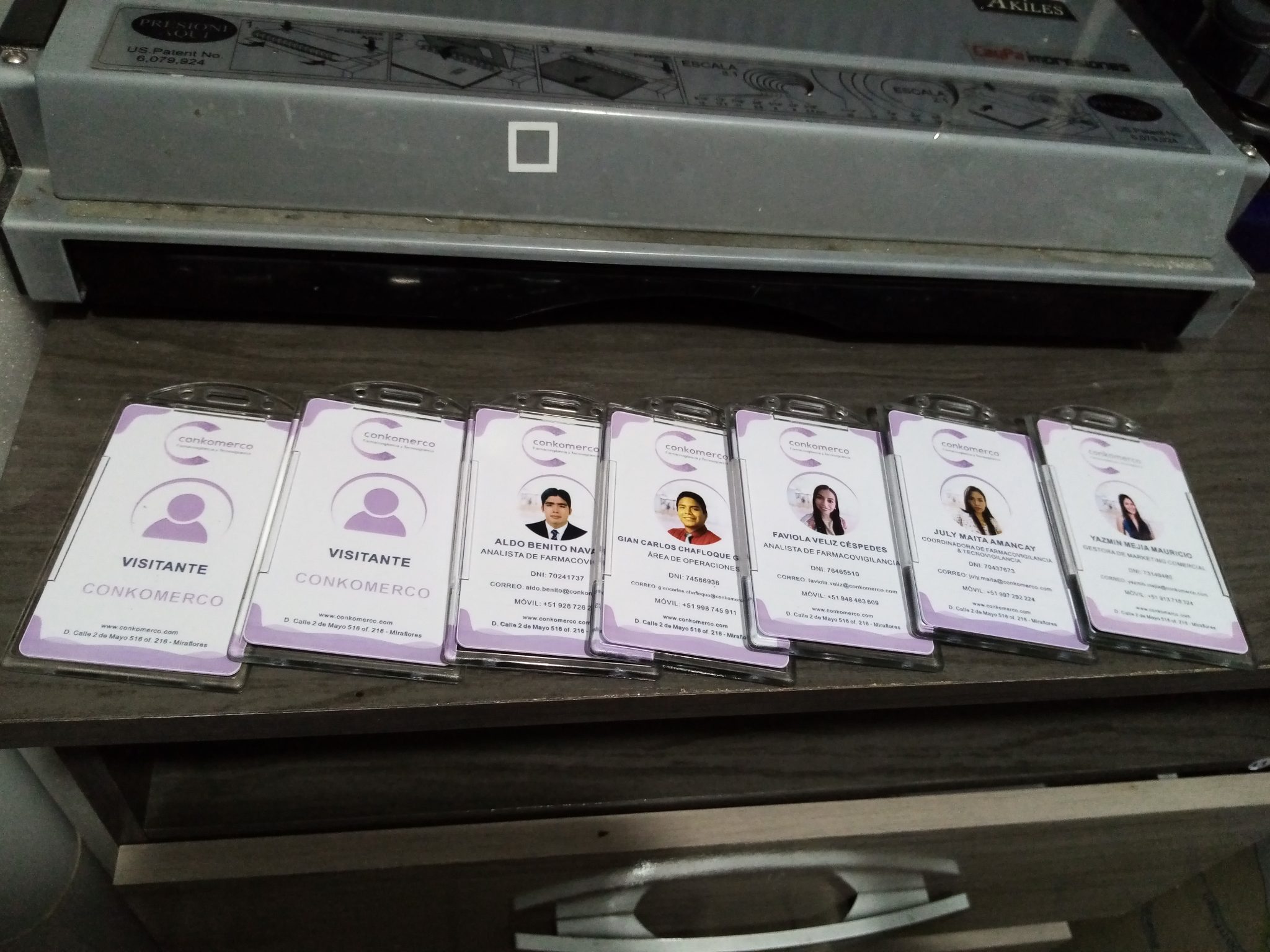 Impresión de stickers adhesivos en Perú - CayPa Impresiones
